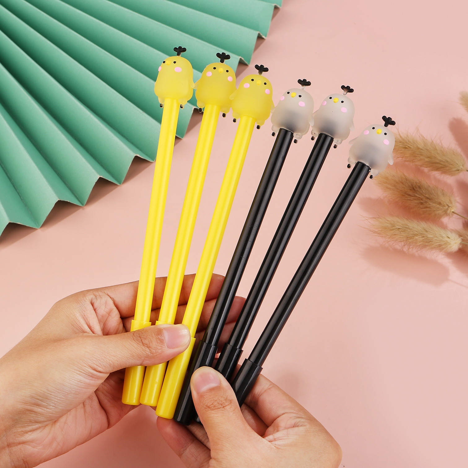 Wholesale Cartoon Chicken Gel Pen with Silicone Chick Decoration - Everful